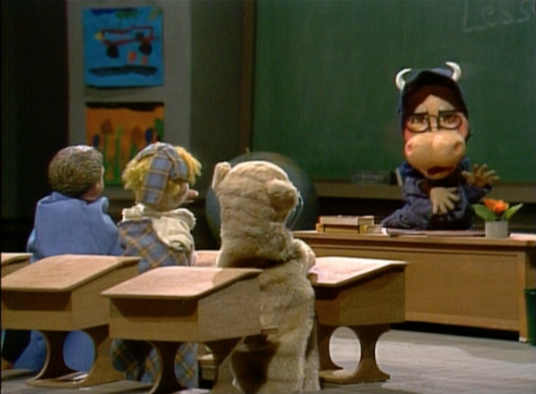 Harriett Elizabeth Cow - Mister Rogers' Neighborhood