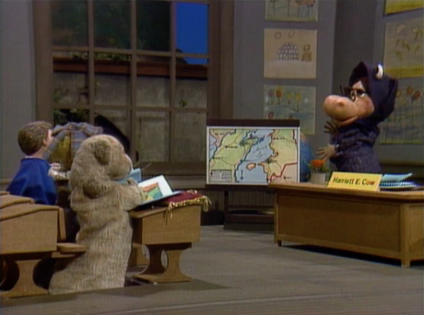 Harriett Elizabeth Cow - Mister Rogers' Neighborhood