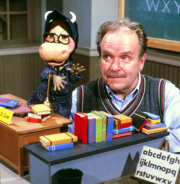 Harriett Elizabeth Cow - Mister Rogers' Neighborhood