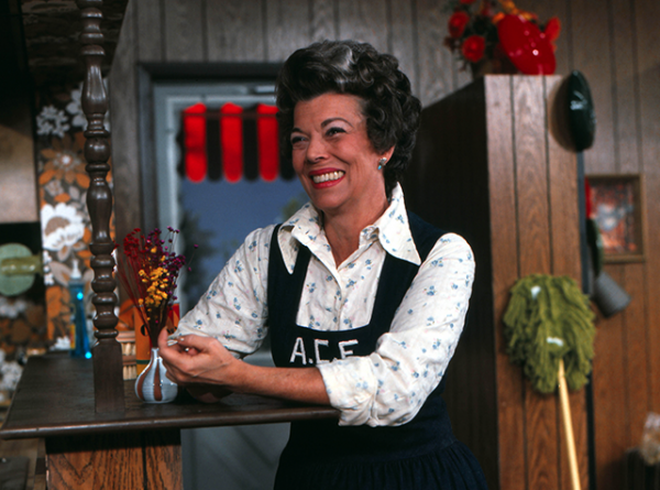 Miss Paulificate / Audrey Roth - Mister Rogers' Neighborhood