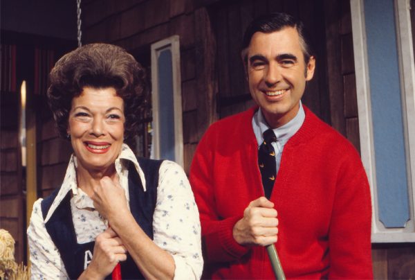 Miss Paulificate / Audrey Roth - Mister Rogers' Neighborhood