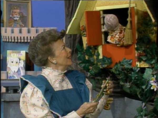 Miss Paulificate / Audrey Roth - Mister Rogers' Neighborhood